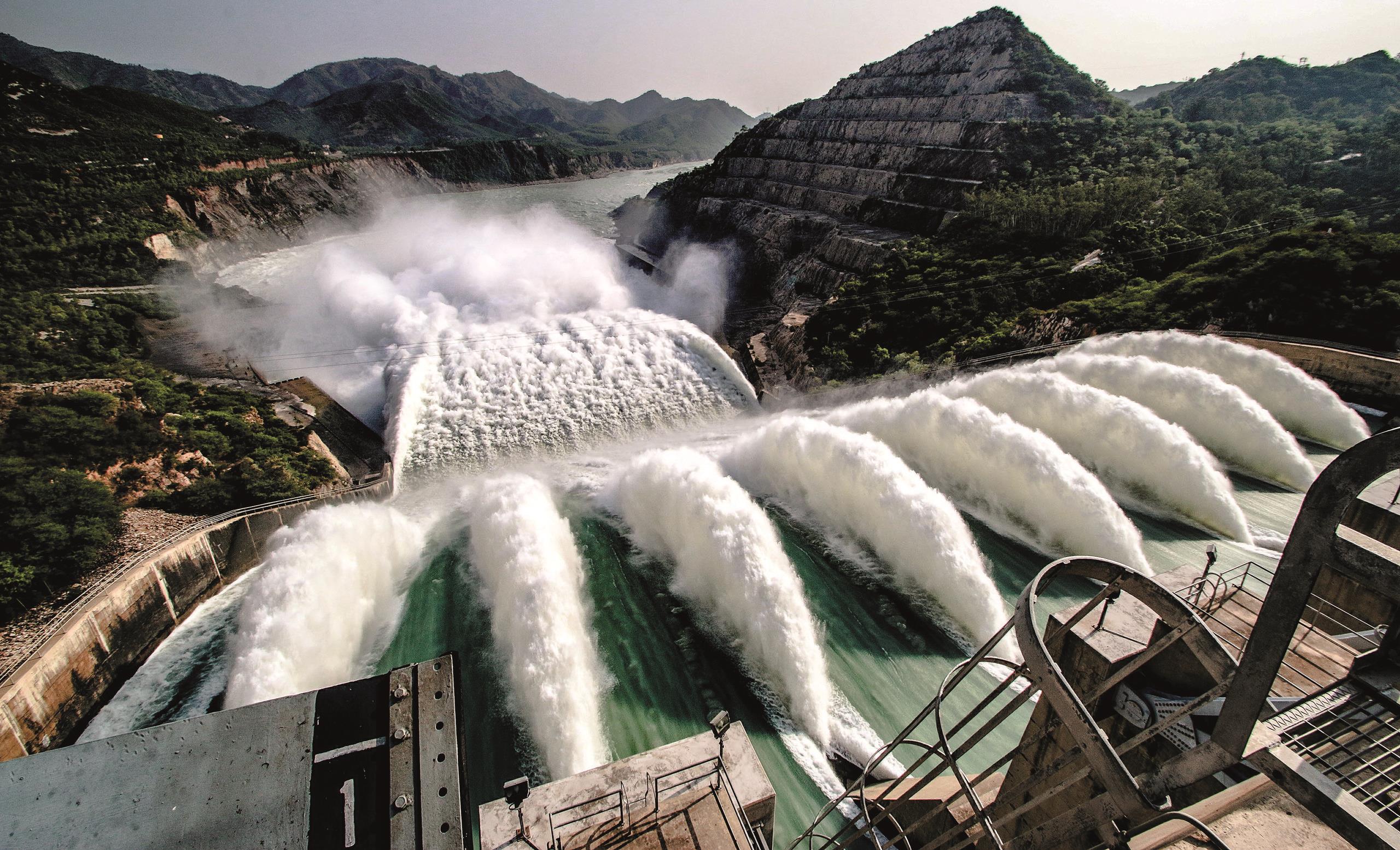 Three of The Largest Dams in pakistan - JagahOnline